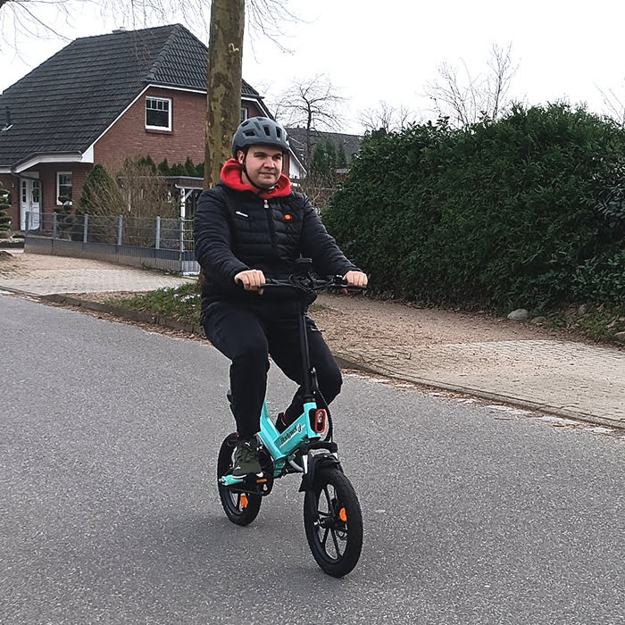 Best Electric Bikes for 12 Year Old Boys | 2024 Picks – Bodywel UK